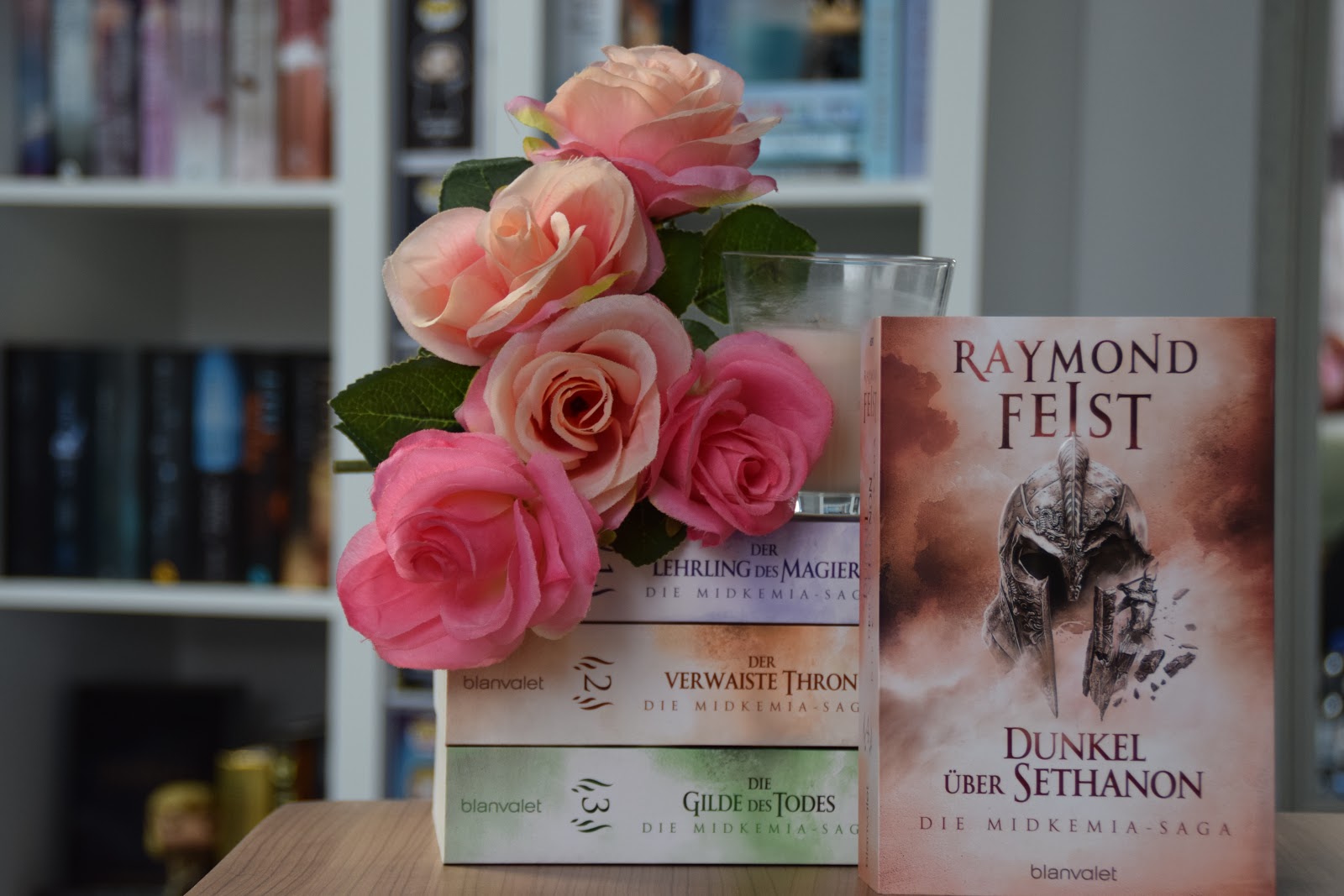 Celina´s Bücherwelt: Reihenreview zu der Midkemia-Saga