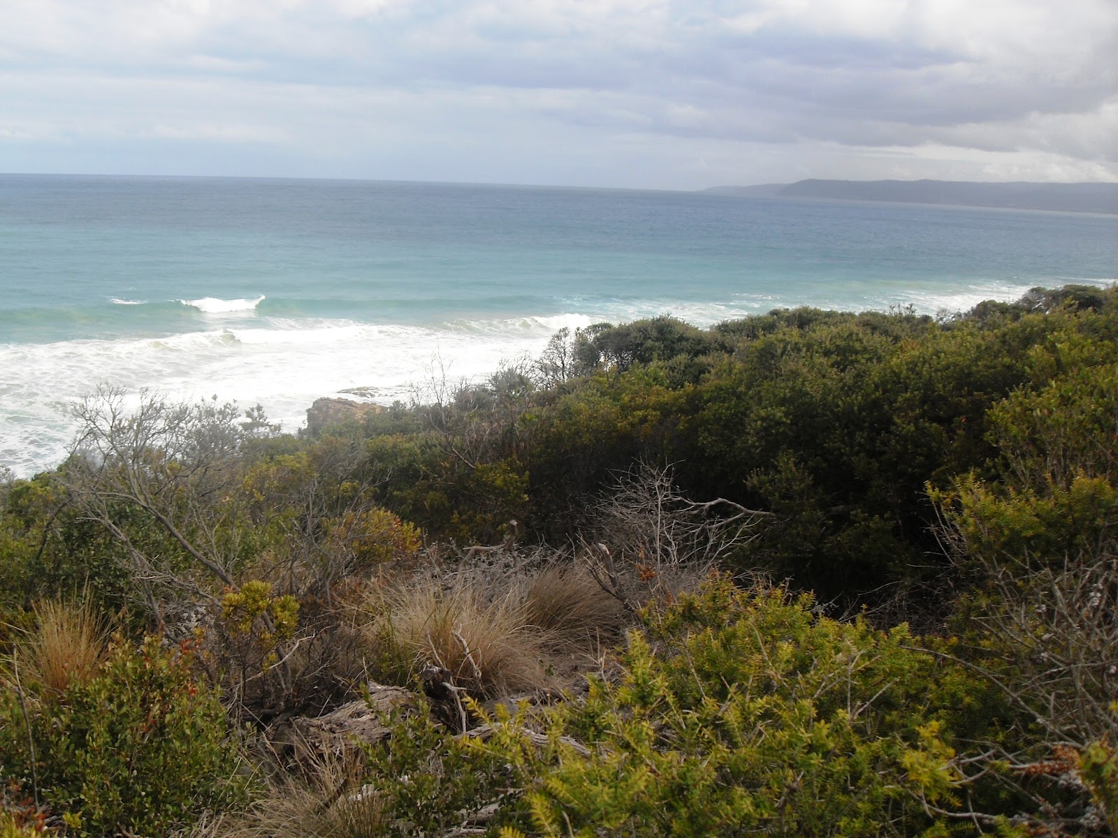 Hung Up On Retro: Split Point Lighthouse & Stables