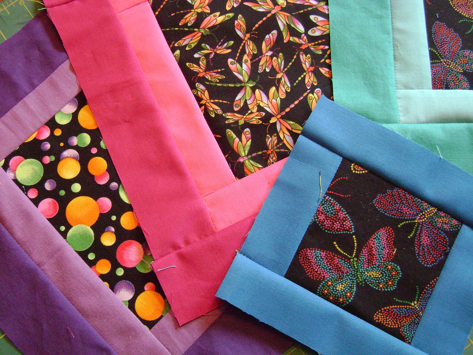 Quilting is more fun than Housework...: Bits and Pieces