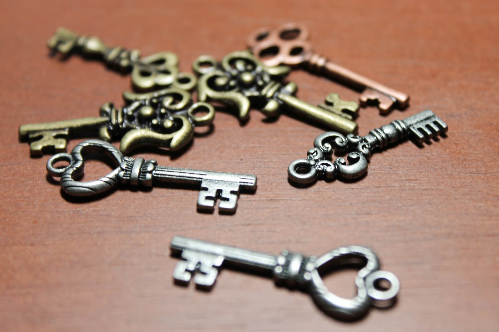 Cook~Love~Craft: DIY 3 Toned Key Necklace