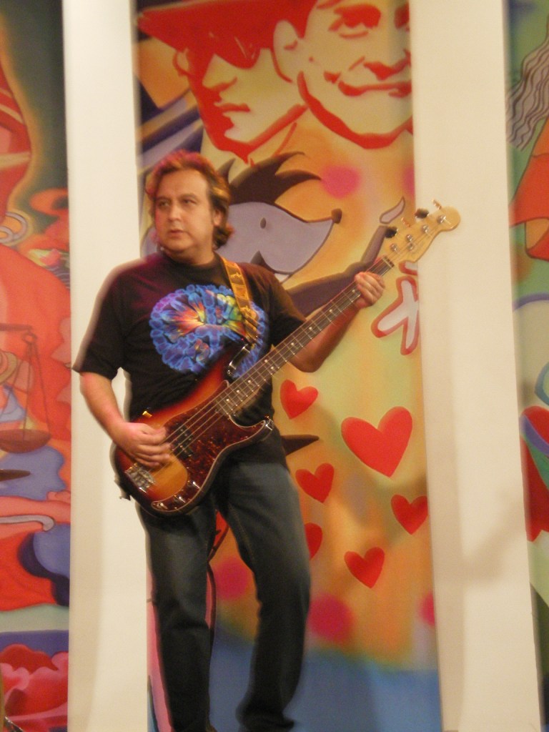 Rafo Ráez: Rafo Raez y Los Paranoias presentando su nuevo single