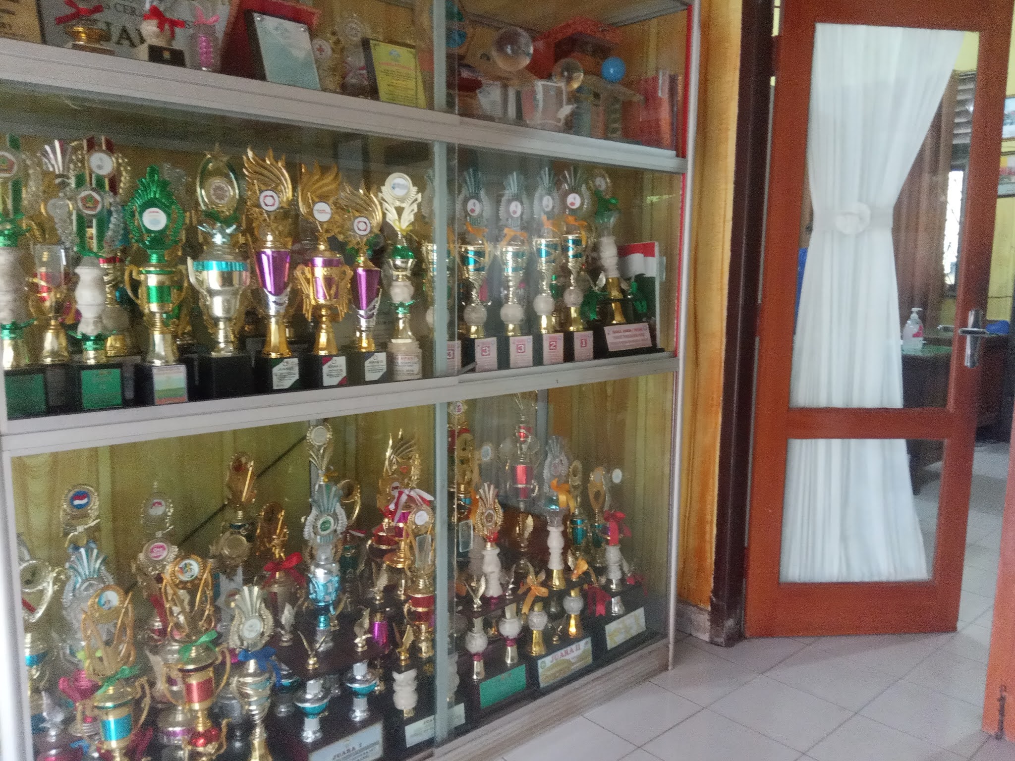 Efriyeni Chaniago's Blog: ViSI MISI SMP NEGERI 54 PALEMBANG