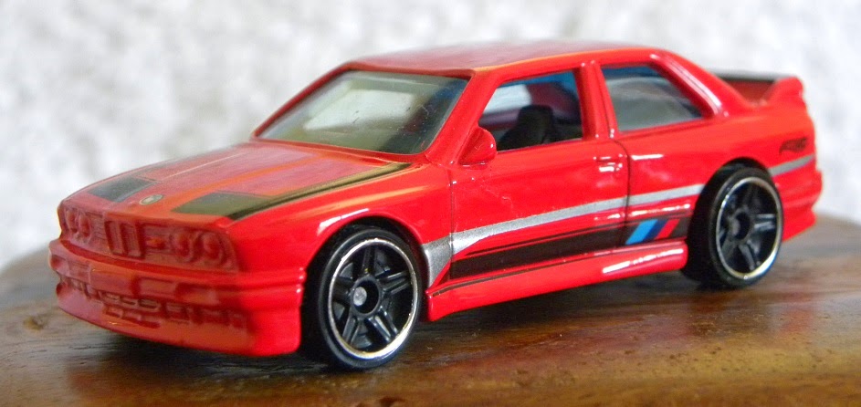 ModelMadnessUK: HOT WHEEL - BMW 3-Series MK I