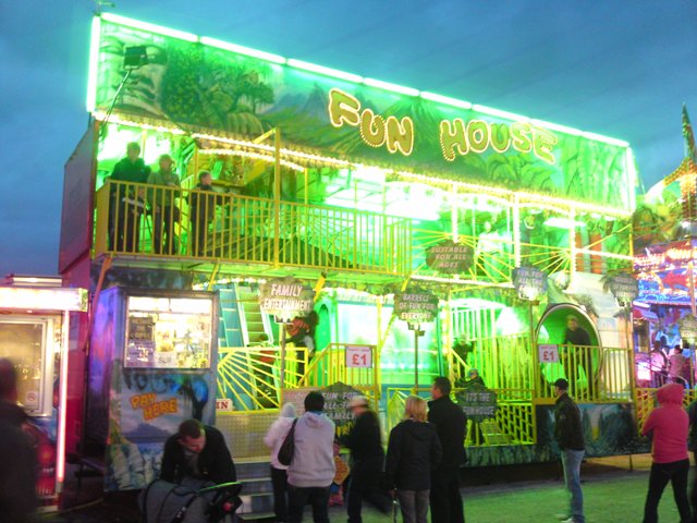 North East and Yorkshire Fun Fair Pics: Hull Fair 2009
