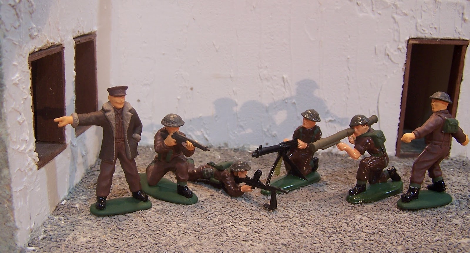 WWII Plastic Toy Soldiers: Matchbox - Toy Soldiers