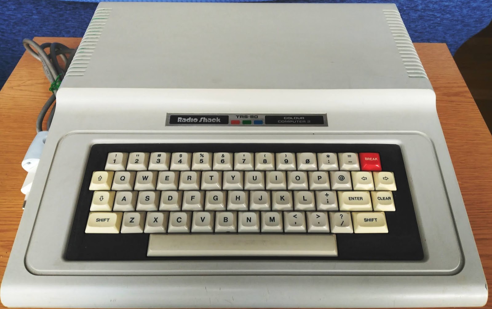 Retro Ordenadores Orty: Ordenador TRS-80 Color Computer 2 (Co-Co 2 ...