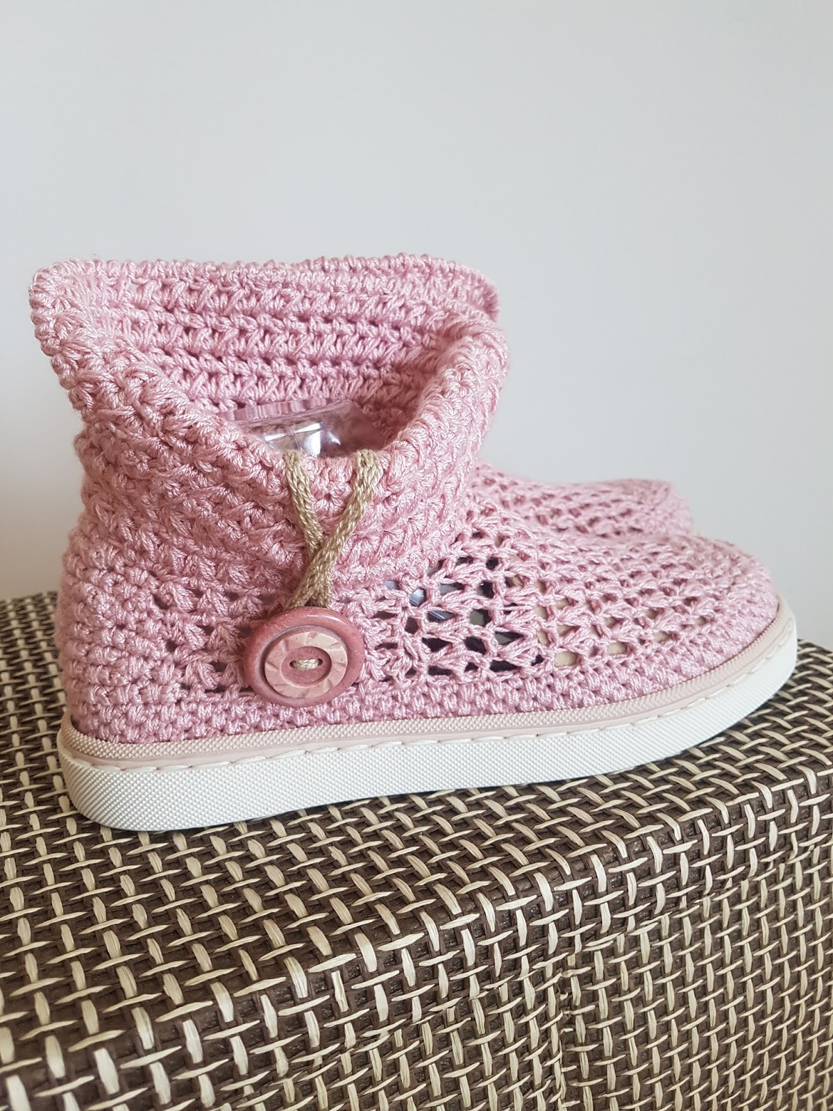 Onda Art Trico: Ghetute de vara roz pudra 🌸💗