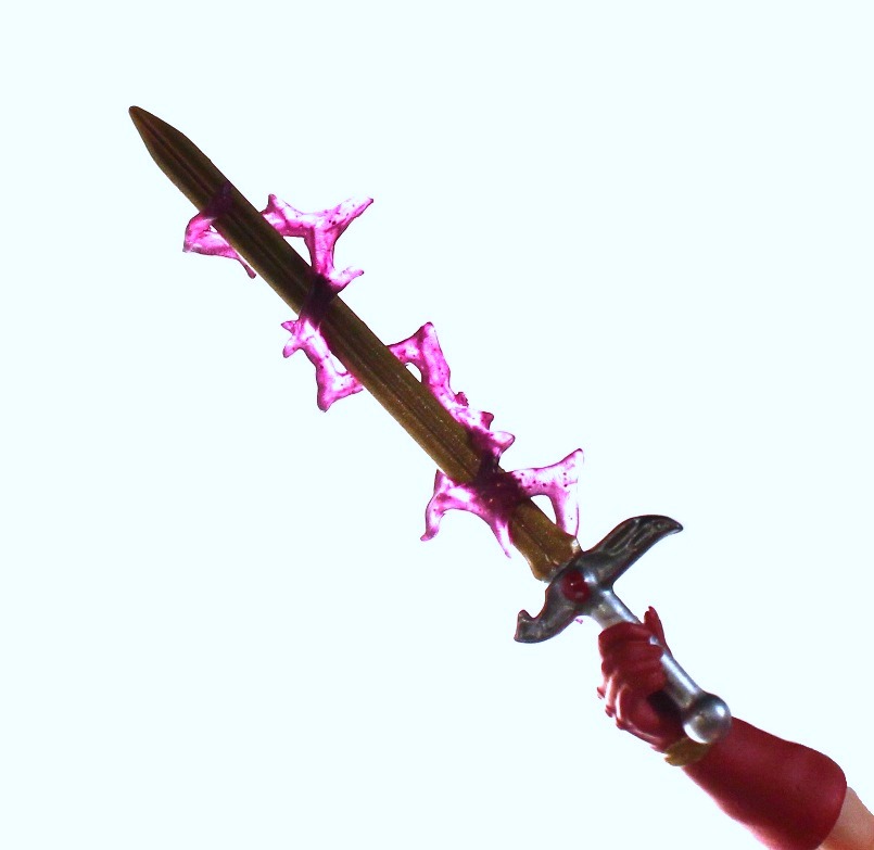 She's Fantastic: Heavy Metal - TAARNA!