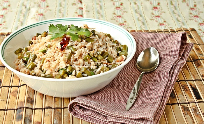 Versatile Vegetarian Kitchen: Green Beans Rice
