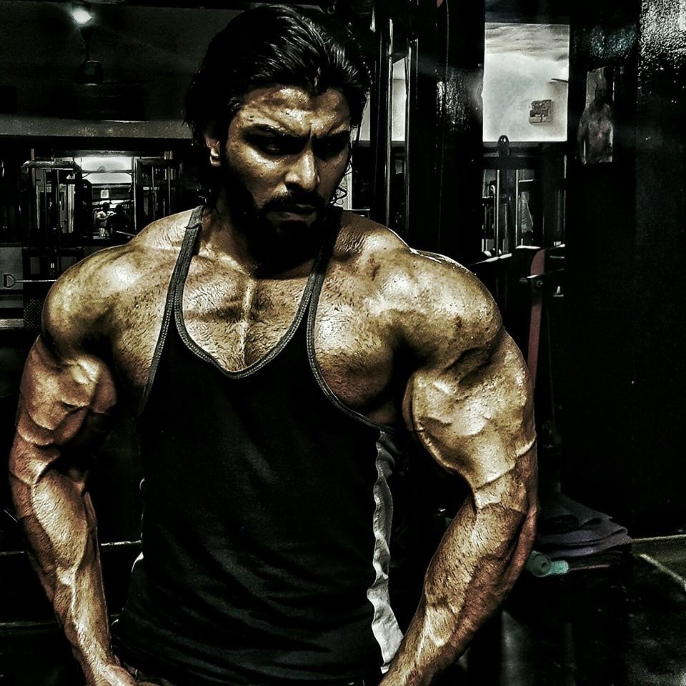 world bodybuilders pictures: islamabad atheletic bodybuilder hassan mehmood