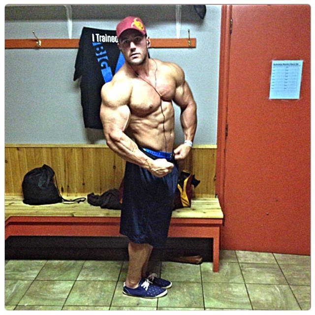 MUSCLE ADDICTS INC: CANADIAN BODYBUILDER JOHNNY DOULL: PART 2