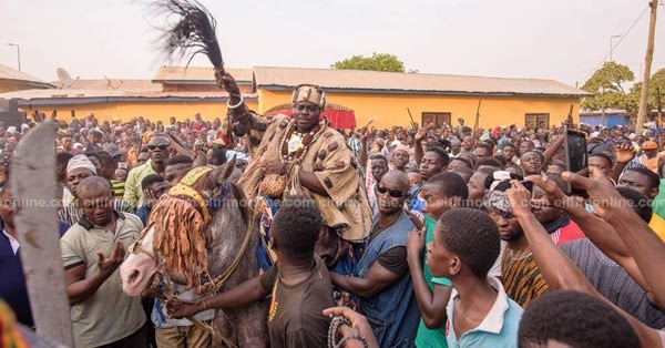 THE DAMBA DANCE