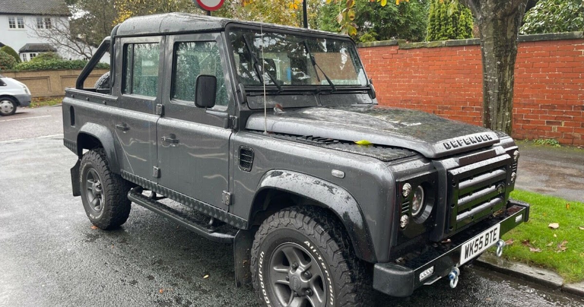 Landrover Defender: 2005 Land Rover Defender 110 XS Double Cab Pick Up ...