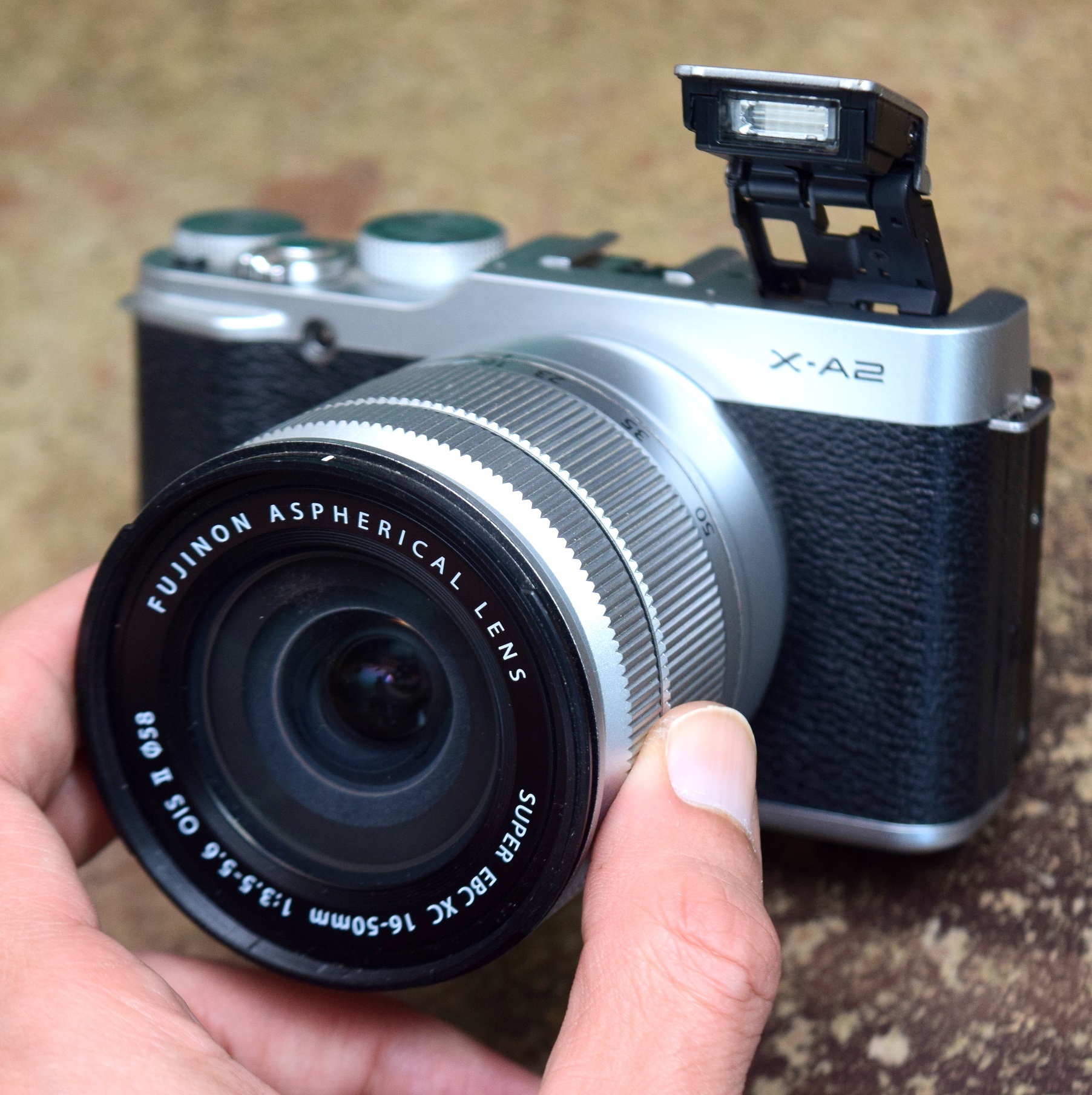 Jual Mirrorless Fujifilm X-A2 Built-in Wi-Fi Fullset | Jual Beli Laptop Bekas, Kamera, Service ...