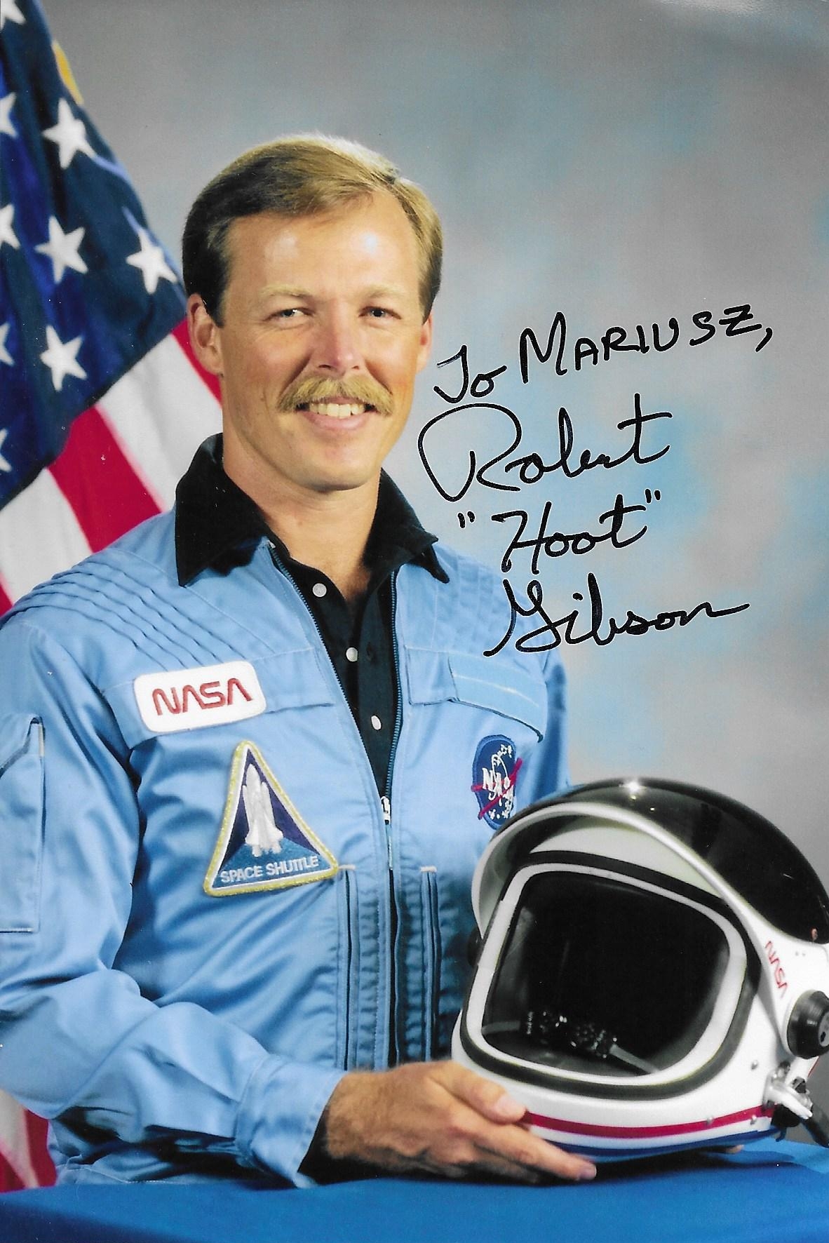 Autografy Mariu: Margaret Rhea Seddon, Julie Payette, Robert Lee Gibson ...