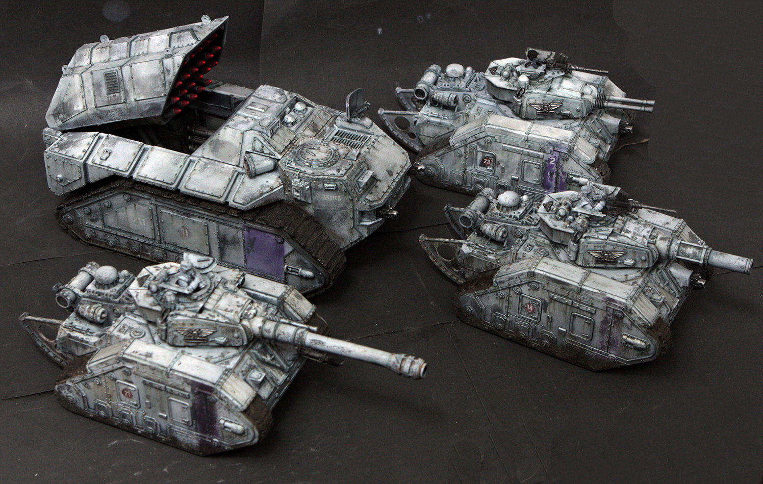 Miniature Fairy Tales: DkoK: Painting a Leman Russ Tank in winter camo