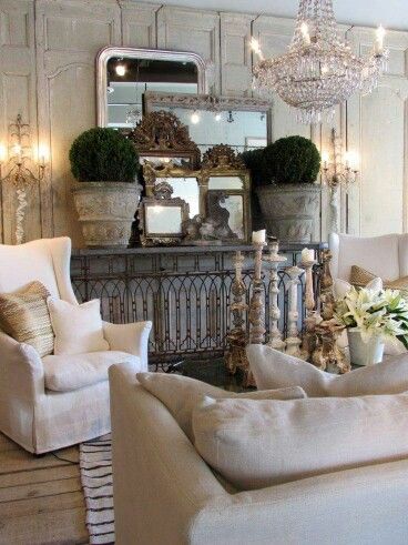 Eye For Design: Decorating With Multiple Layered Mirrors