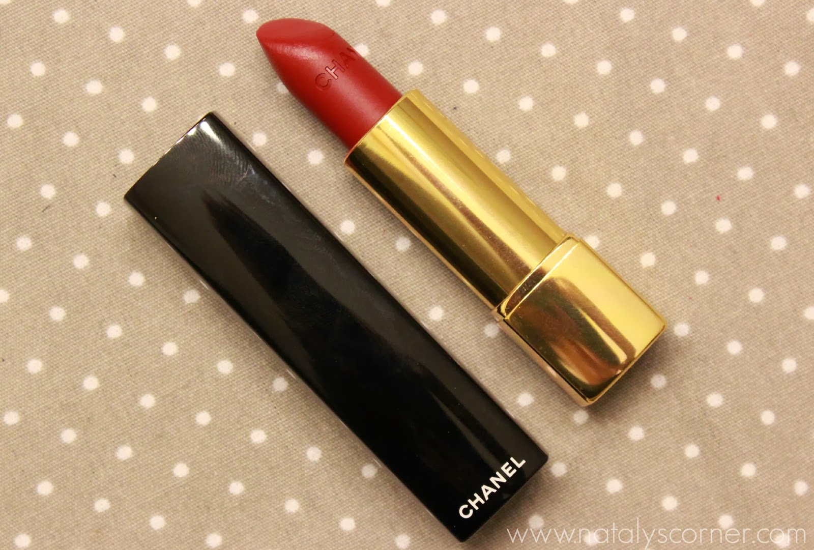 Chanel Rouge Allure Velvet: La Sensuelle - Nataly's Corner