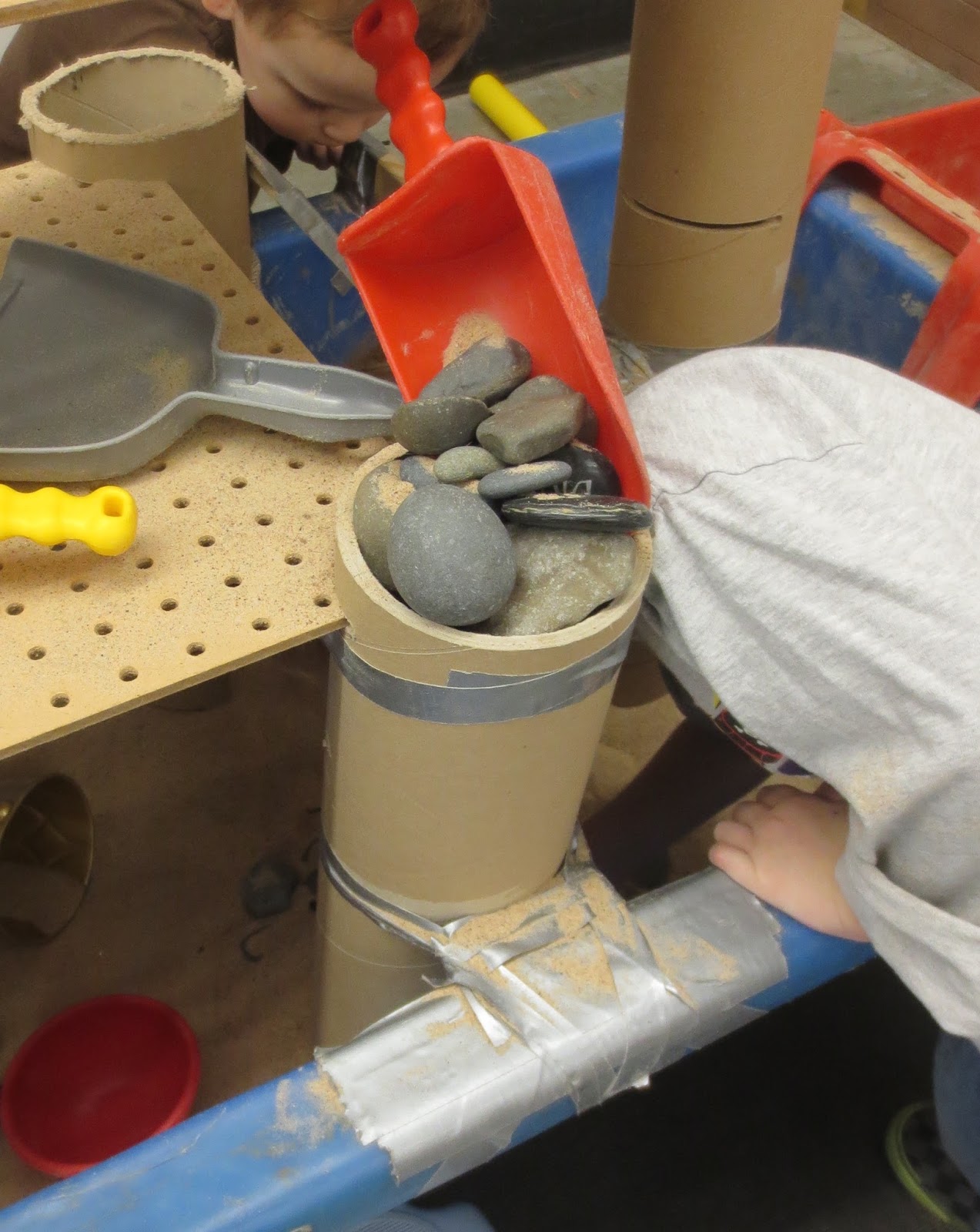 SAND AND WATER TABLES: Rock math