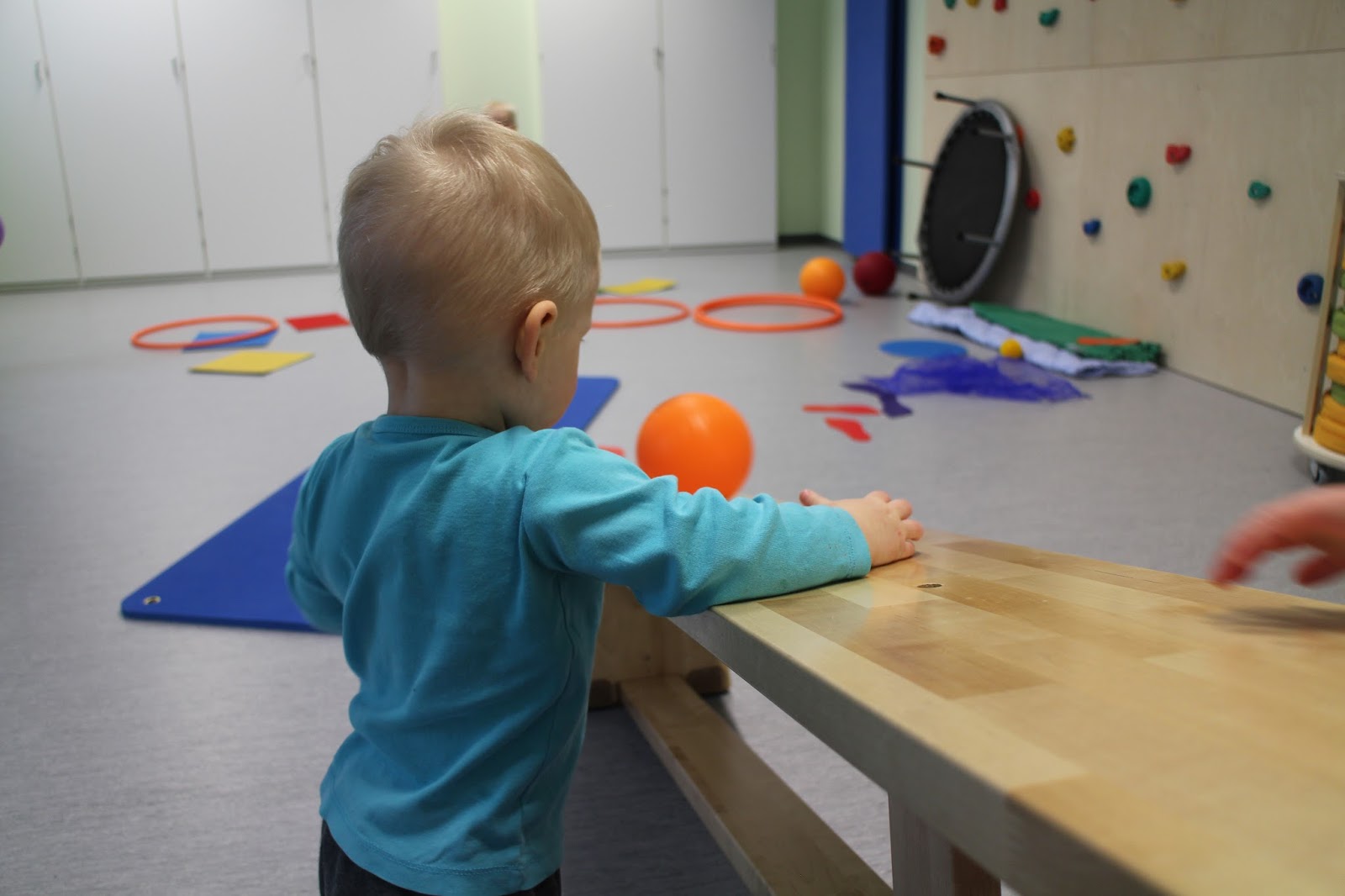 Vekaran Askeleet: Vuoden vanha VekaraMäki