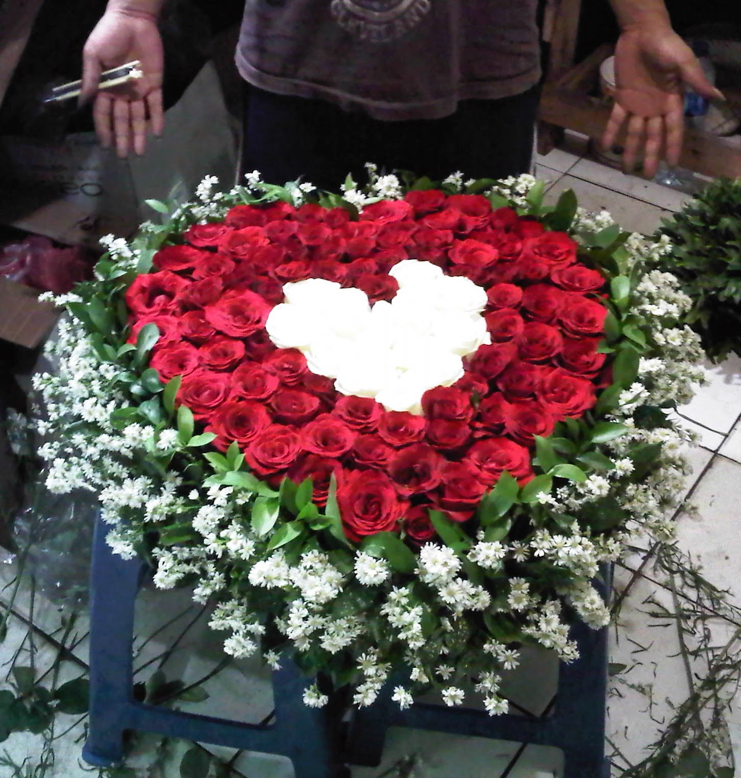Menakjubkan 29+ Bunga Mawar Berbentuk Love - Gambar Bunga Indah