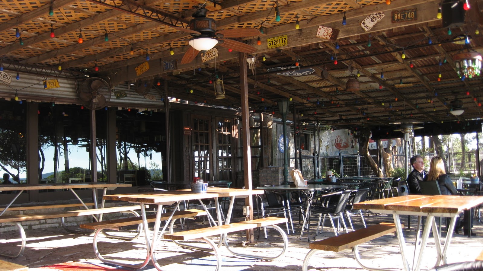 The Wonderful World: County Line Barbecue in Austin Texas