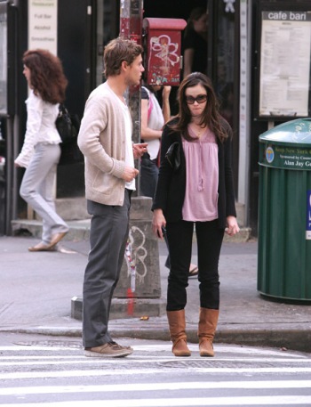 Hollywood All Stars: Alexis Bledel With Boyfriend Photoes