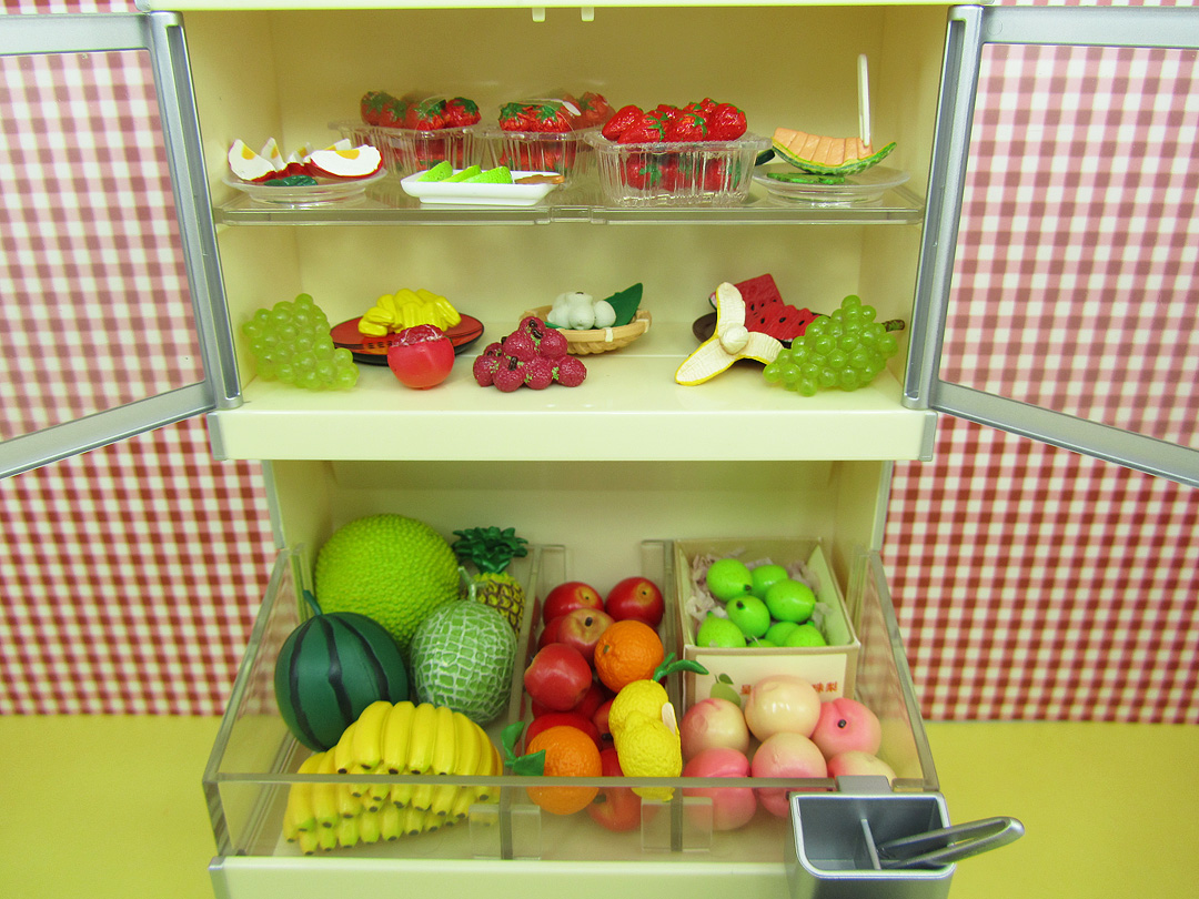 Miniature Monday#33: Fruits Aplenty