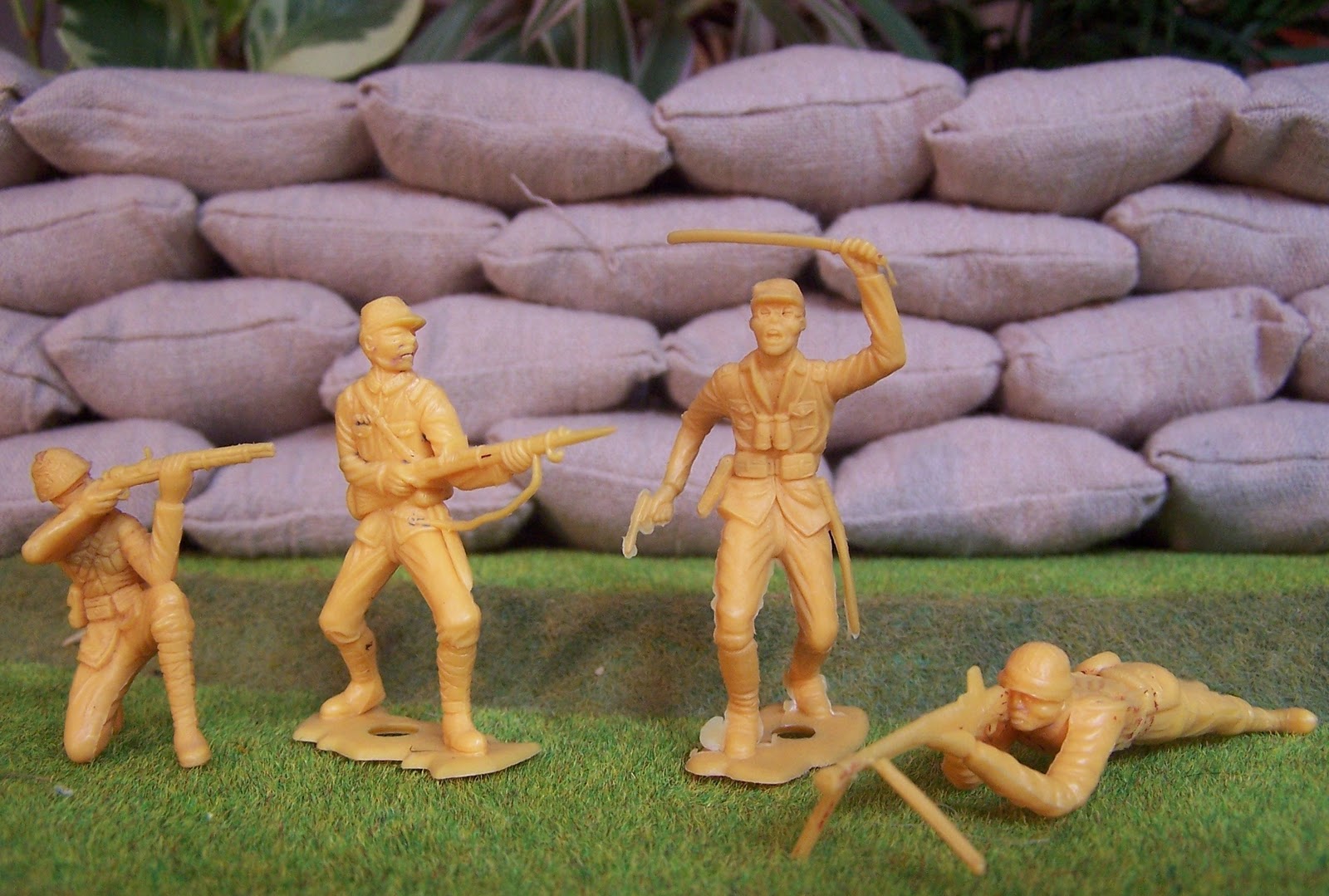 WWII Plastic Toy Soldiers: Introducing the Japanese Infantry