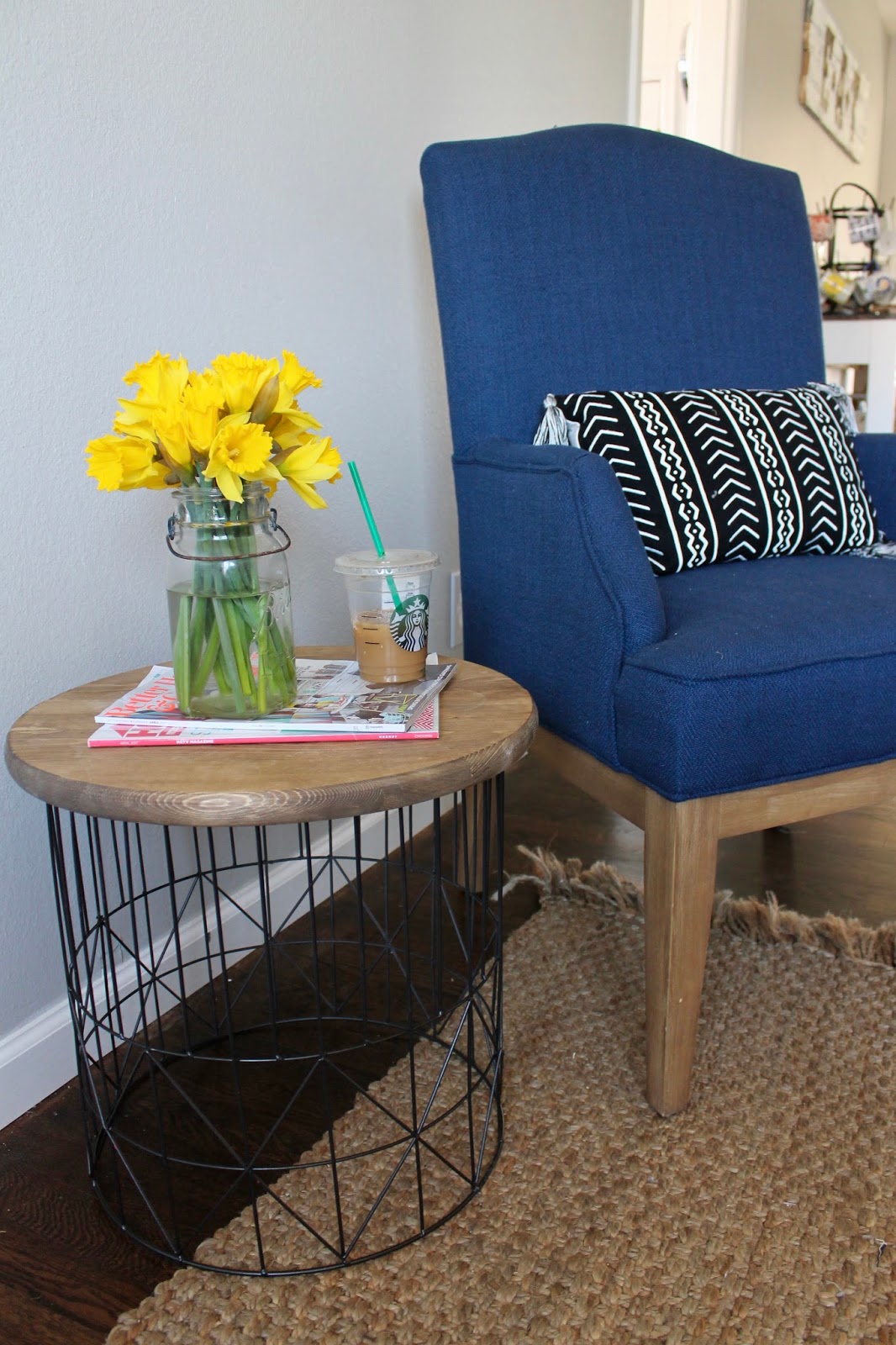 Wonderfully Made: DIY Metal Side Table