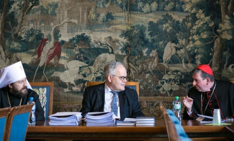 ΣΥΝΑΞΗ ΟΡΘΟΔΟΞΩΝ ΚΡΗΤΩΝ 1: Φανάρι και Μόσχα «τρώγονται» για το ποιος θα ...
