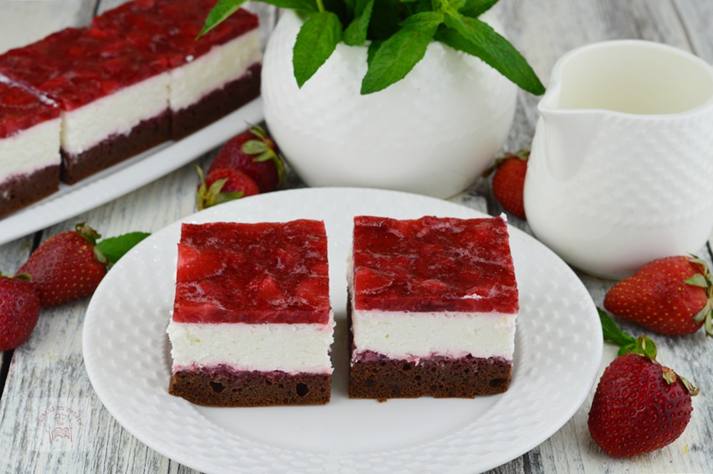 RETETE DE PRAJITURI - CAIETUL CU RETETE