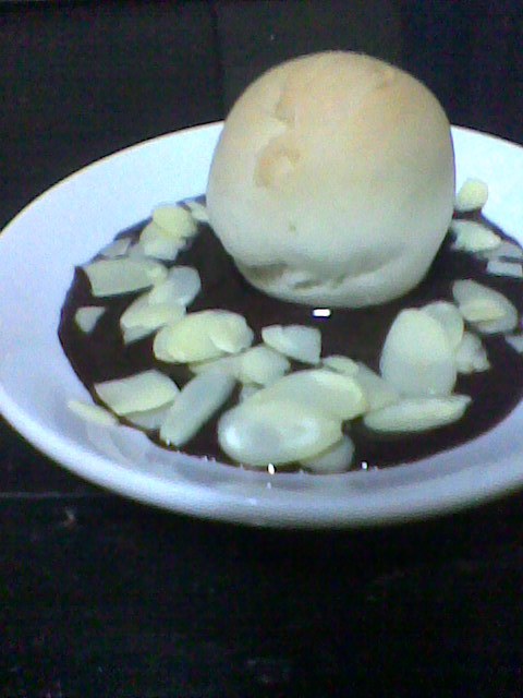 ALL i WANNA DO is BAKE!: Sputnik or Putok Bread in Chocolate Sauce and ...