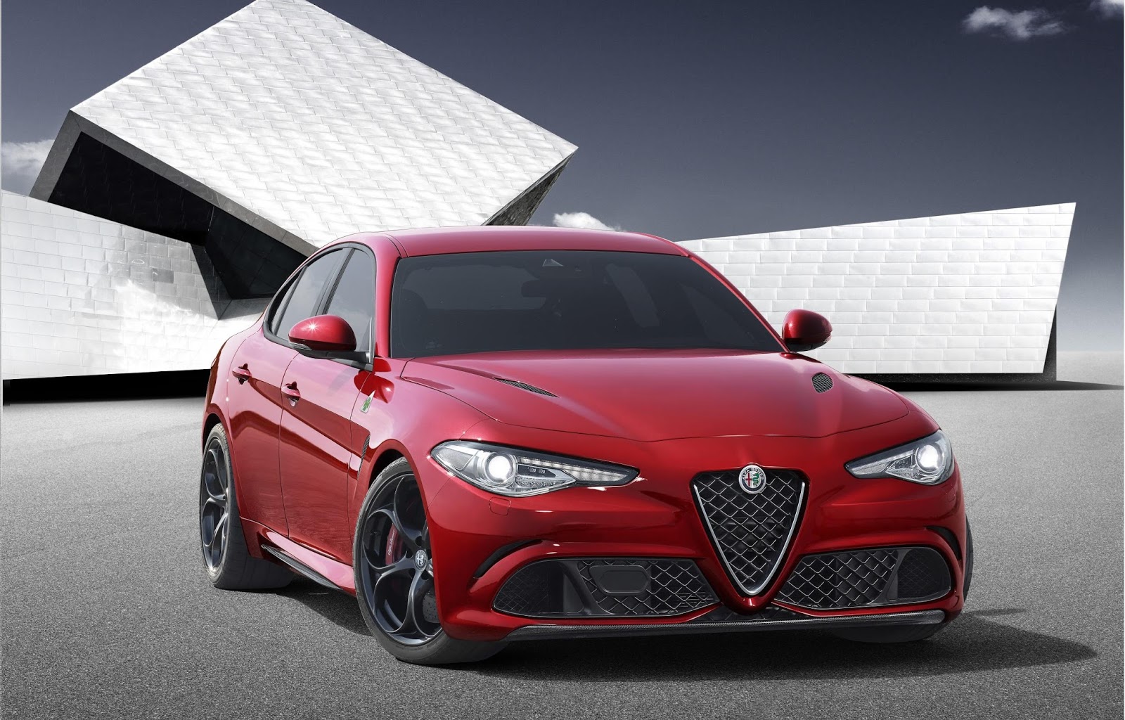 Widebody Giulia Quadrifoglio rendered as great Alfa Romeo Transformer ...