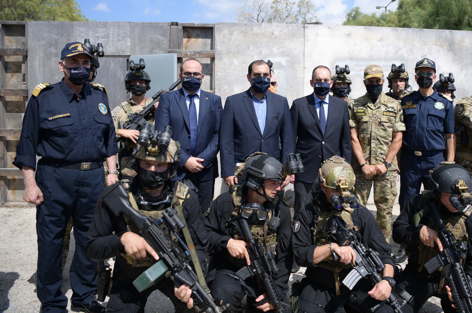 Αργολικές Ειδήσεις: ΜΟΝΑΔΑ ΥΠΟΒΡΥΧΙΩΝ ΑΠΟΣΤΟΛΩΝ