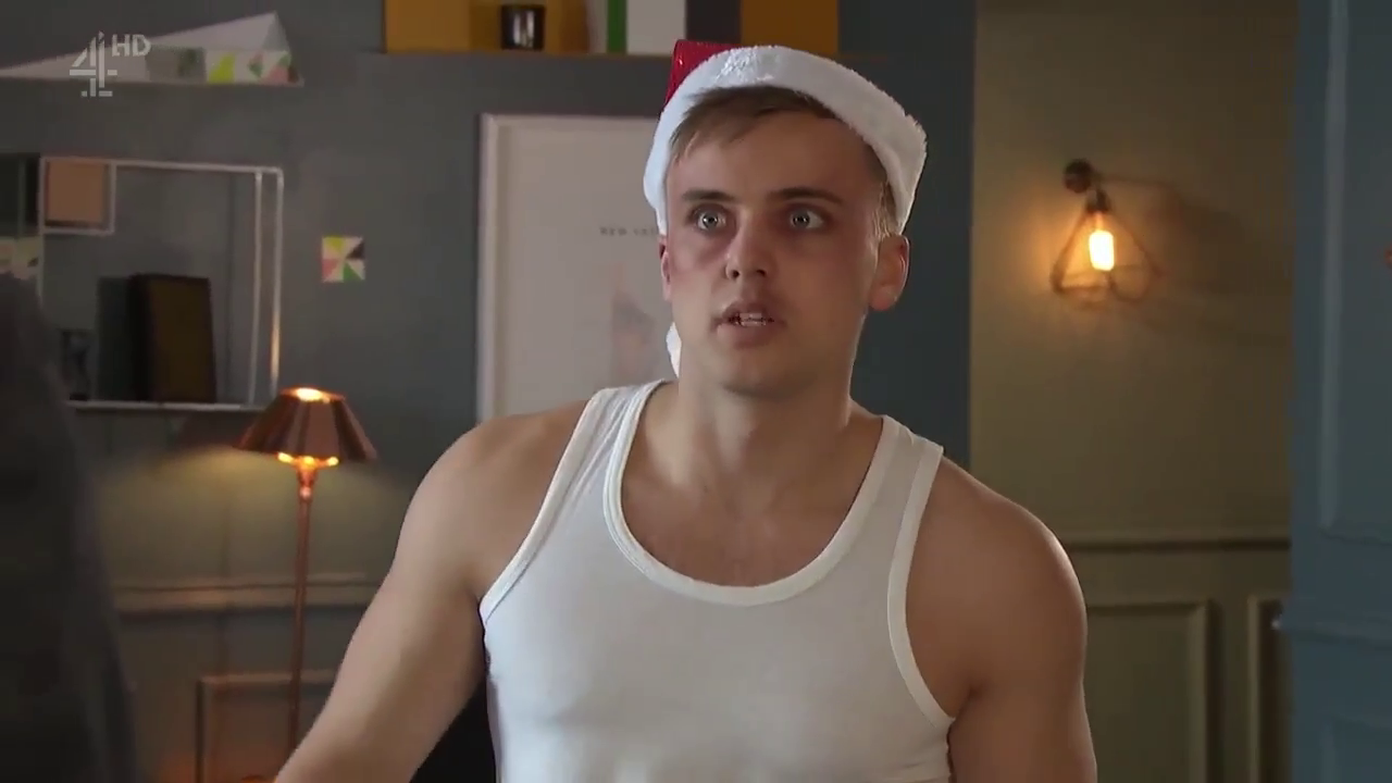 Hollyoaks off the Charts: Parry Glasspool in his boxers (Red)