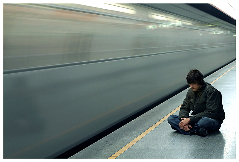 2013 Best Sad Emo Boys and Girls Sad Wallpapers: Best Emo Wallpaper 2011