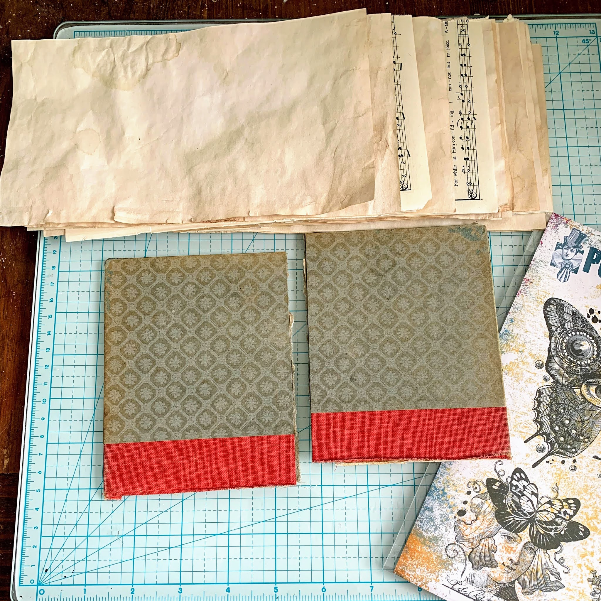 PaperArtsy: 2021 Topic 2 A Pocket Journal with LPC {by Autumn Clark}