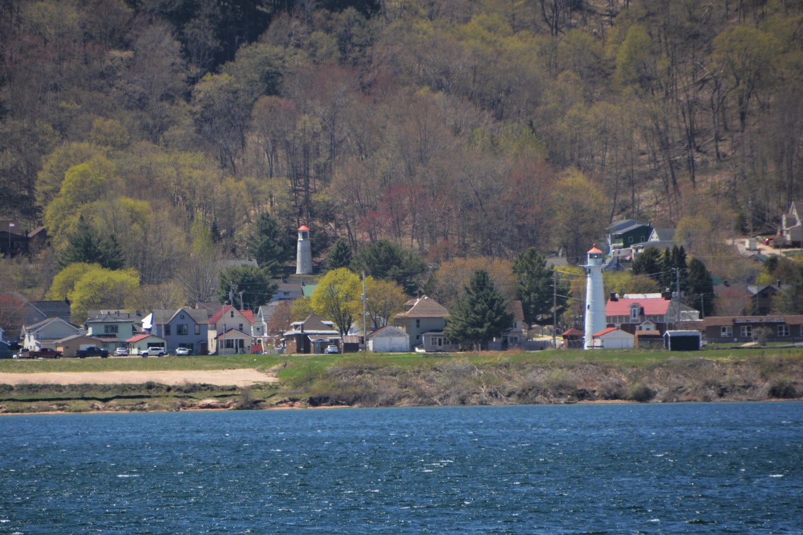WC-LIGHTHOUSES: MUNISING RANGE LIGHTHOUSE-MUNISING, MICHIGAN