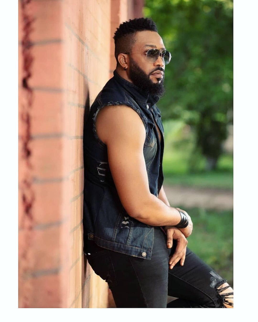 Frederick Leonard Age Controversy : Google and bloggers claim that ...