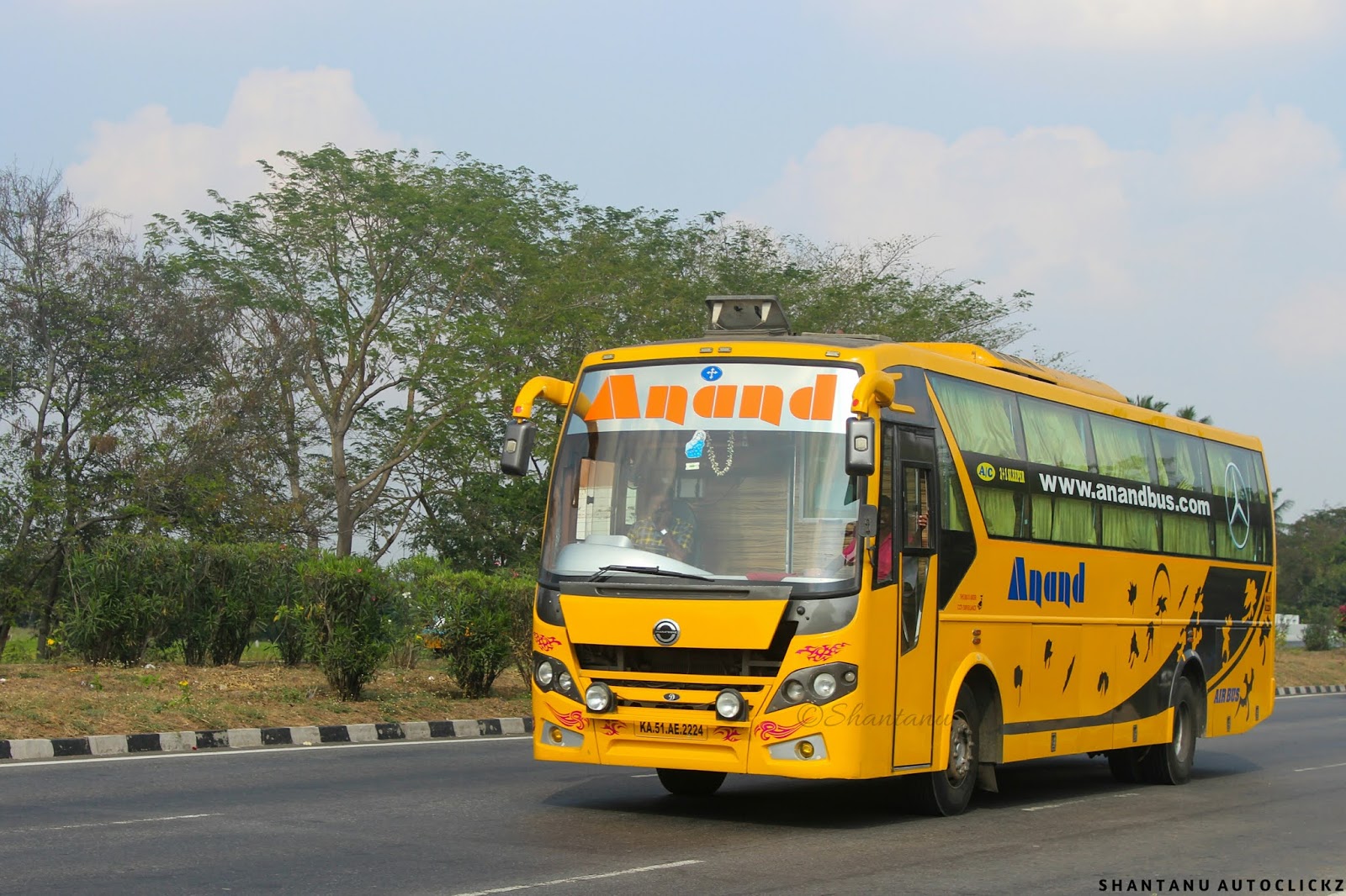 Shantanu Autoclickz: Anand Travels Bharatbenz Damodar Built 2+1 AC ...