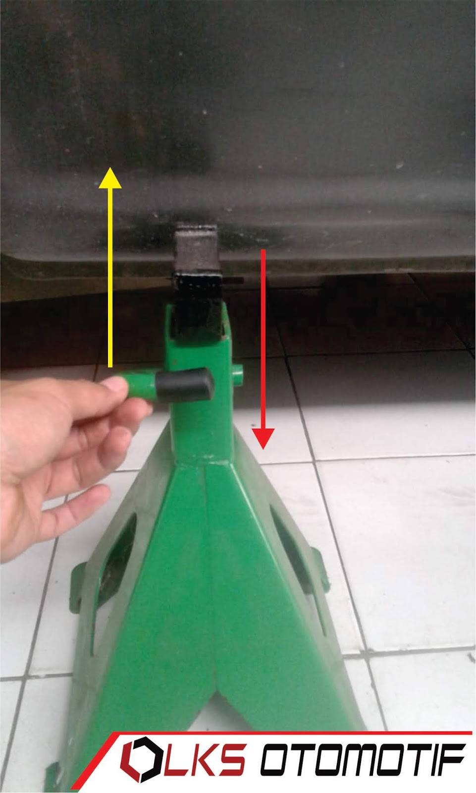 Cara Menggunakan Jack Stand Yang Benar Untuk Mencegah Terjadinya ...