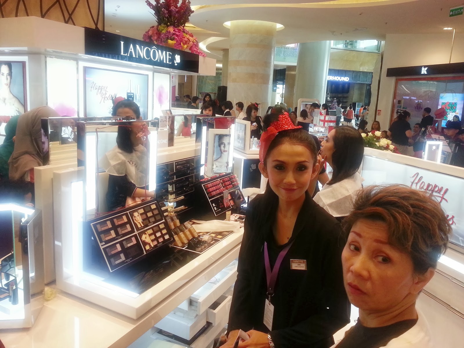Lancôme Happy Holidays, and Grand Opening of Lancôme counter at Lotte ...
