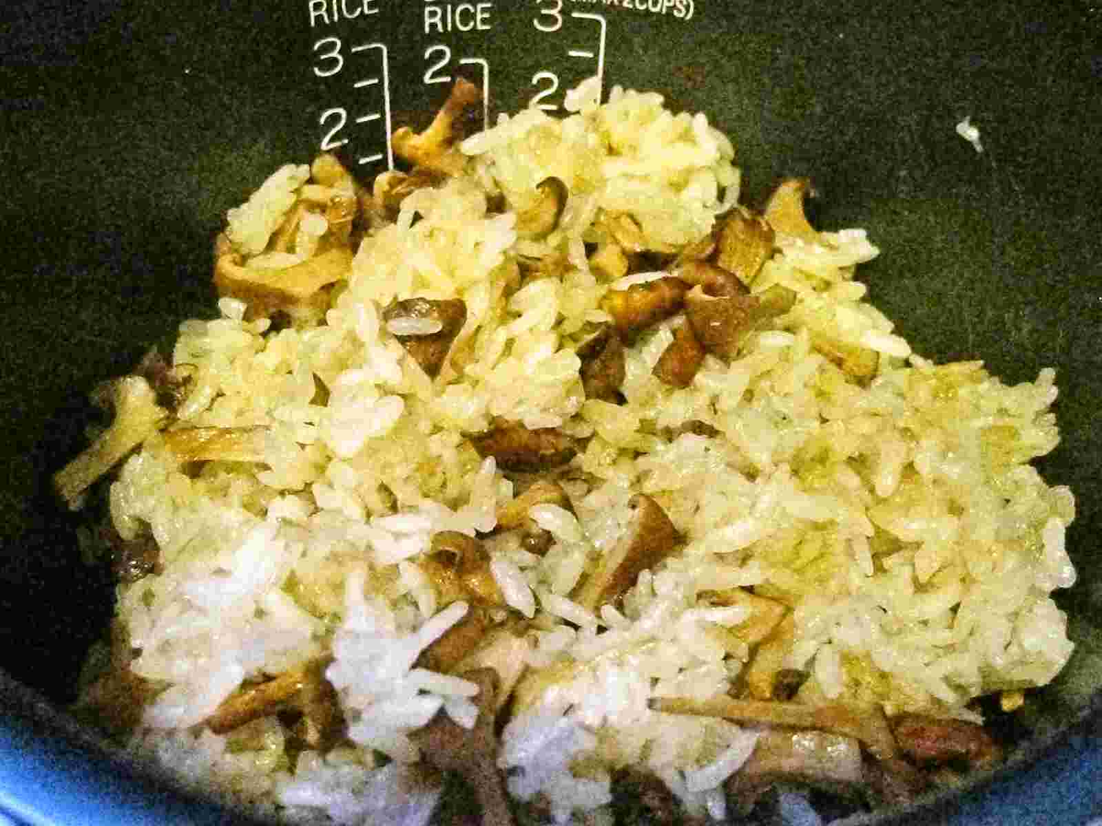 Recipes for Tom: Kinoko gohan / rice with mushrooms