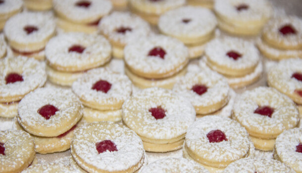 Linzer Augen - Recipesviva