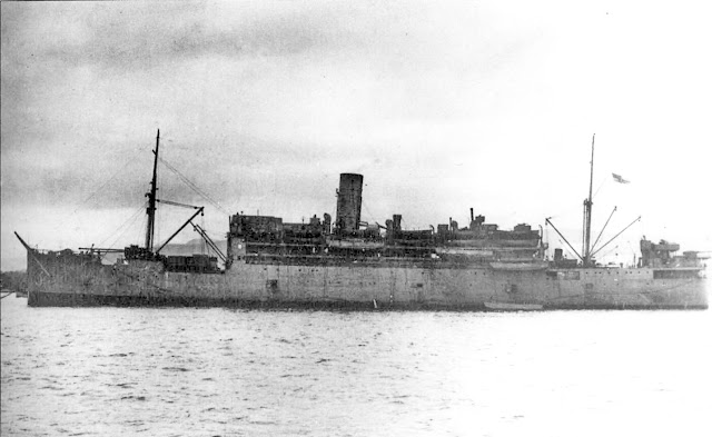 1000 Men, 1000 Stories : Short Story, King Neptune Visits Empire Charmian