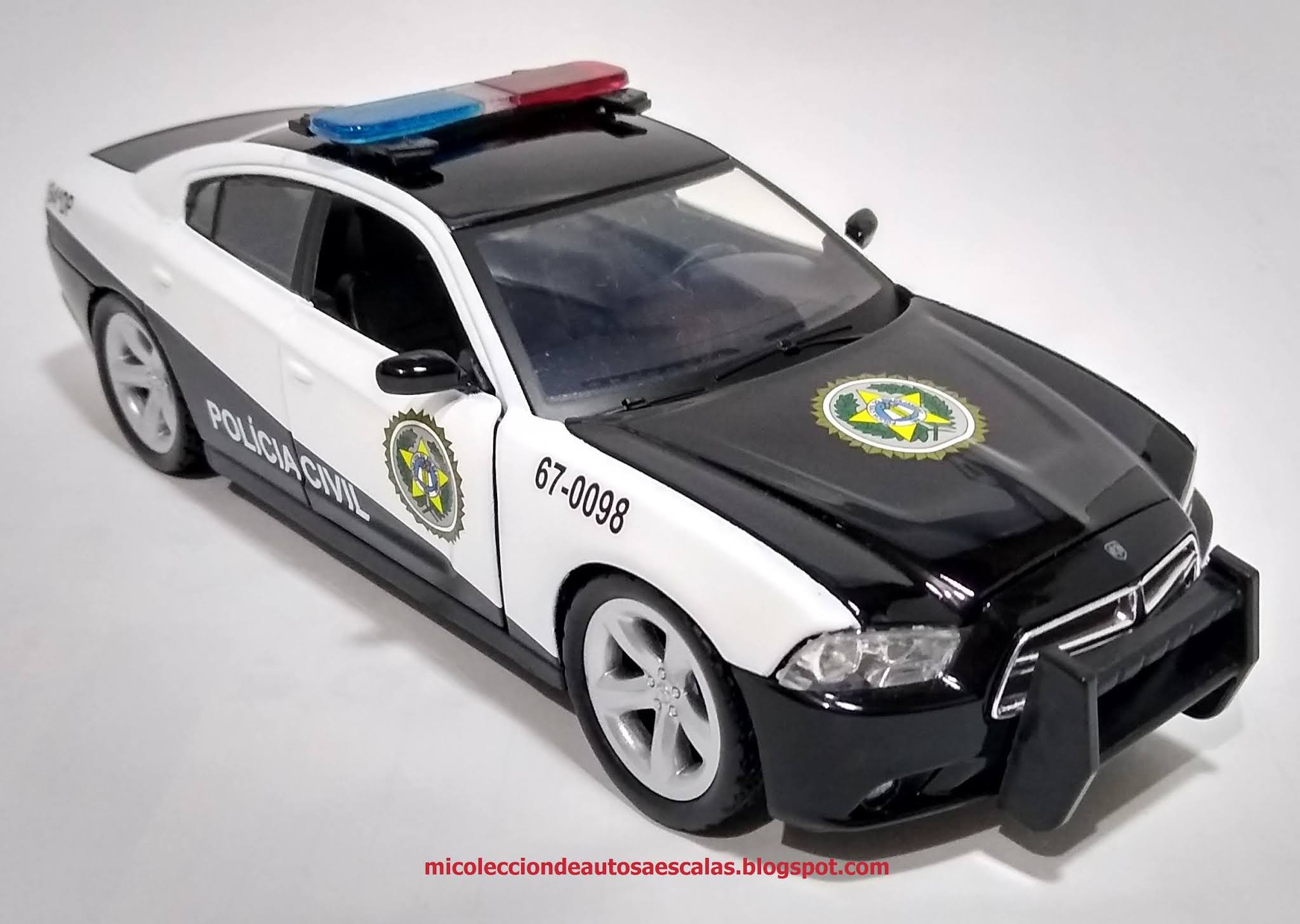 Mi colección de autos a escala.: 2011 Rio Police Dodge Charger Pursuit ...