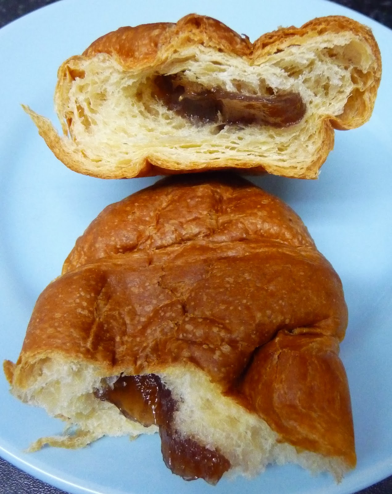 Something to look forward to: Elka Daily: Croissant (strawberry marmelade)