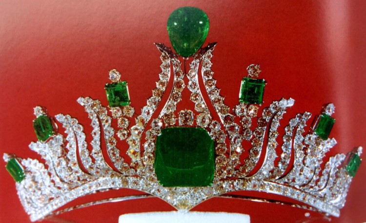 Tiara Mania: Princess Shams of Iran's Emerald Flame Tiara