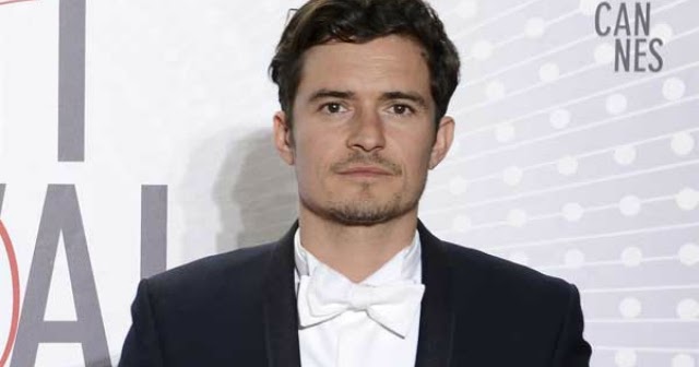Ator Orlando Bloom está pelado na praia - Volume na Cueca Ator Orlando Bloom está pelado na praia - Volume na Cueca